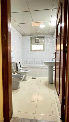Rooms for Rent in Shabiya 10 - Partitions & Bed Spaces | dubizzle