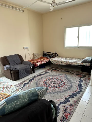 Rooms for Rent in Ajman - Partitions & Bed Spaces | dubizzle
