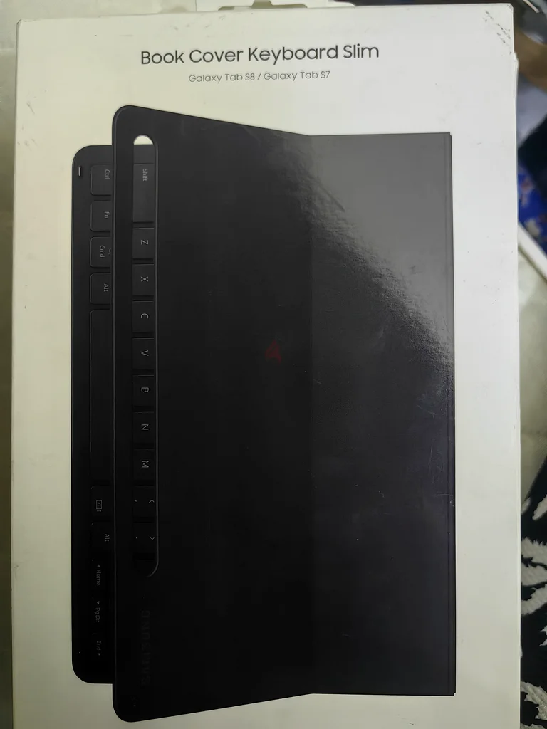 Samsung Galaxy Tab S8/ S7 Book Cover Keyboard - Sleek Functional ...