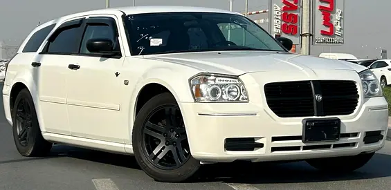 Dodge Magnum With rear wheel drive for Sale in Dubai | dubizzle