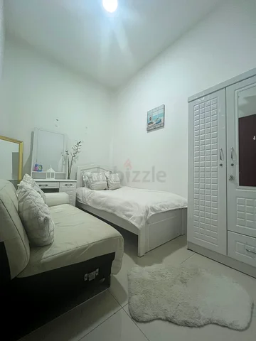 Apartment Rooms for Rent in Sheikh Zayed Road | dubizzle