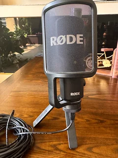 High-Quality Rode Microphone with Stand | dubizzle