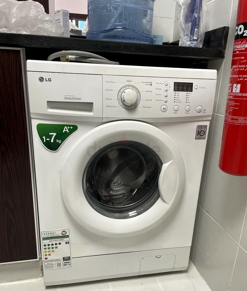 Efficient NEW LG inverter Direct Drive digital 7 kg Direct Drive ...
