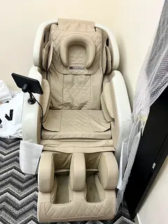 JC BUCKMAN MASSAGE CHAIR | dubizzle