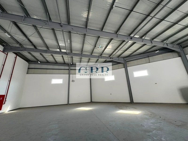 Warehouse: Storage Warehouse | DIP 1 | Ideal Location | dubizzle Dubai