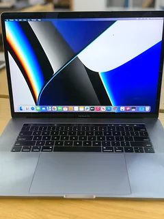 MacBook Pro A1990 15inches Core i9 512GB SSD Storage 32GB RAM 4GB ...