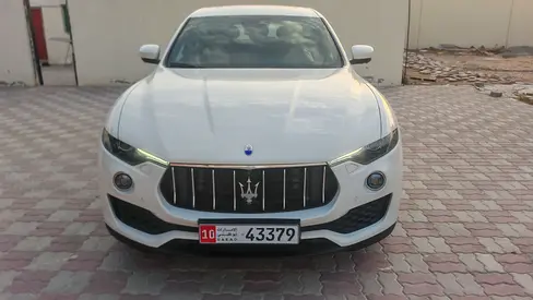 Maserati Levante With rear view camera for Sale in Abu Dhabi | dubizzle
