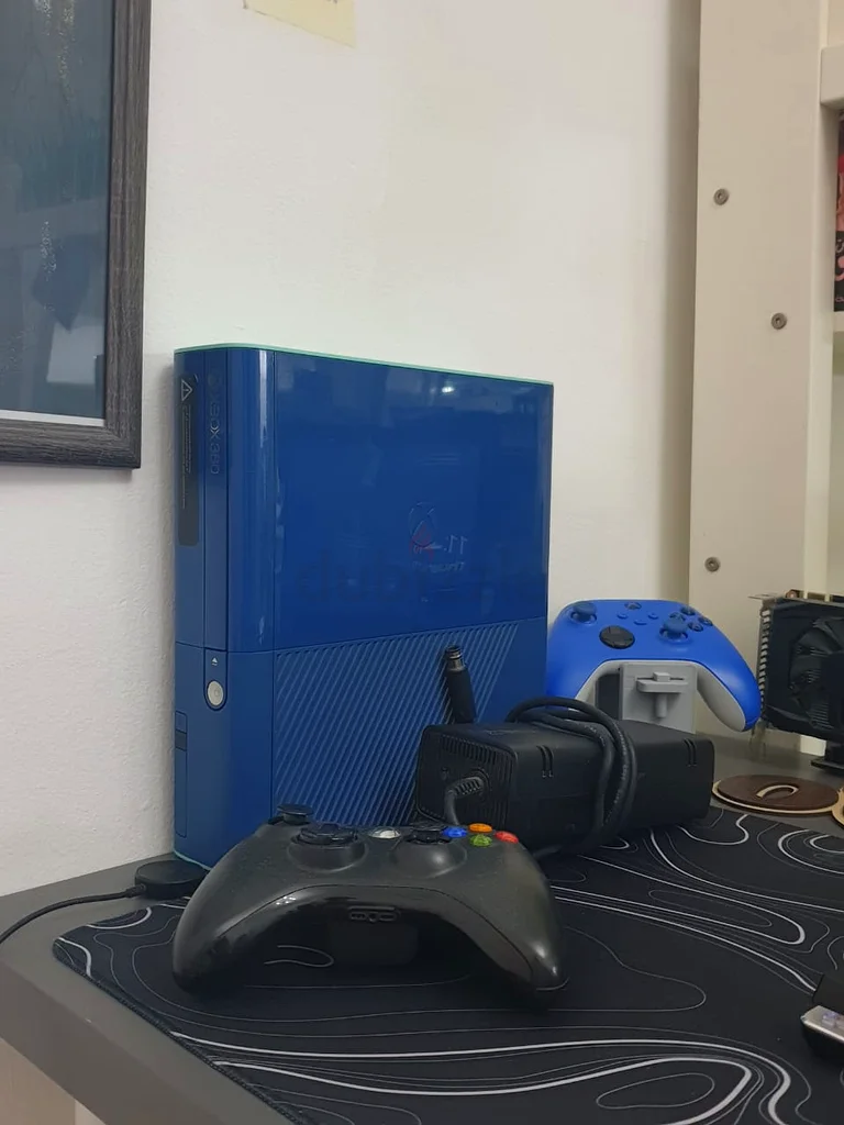 Xbox 360 Blue edition | dubizzle