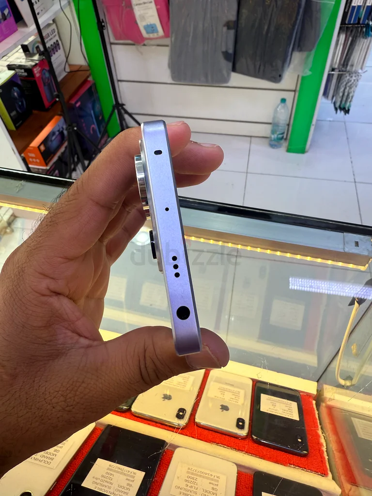 Redme Note 13 pro 5 G 16 Gb ram 256 Gb memroy. Sleek Design with No ...