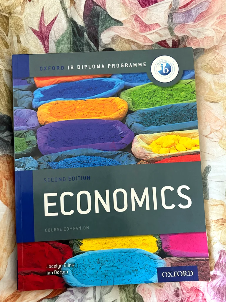 IB Economics Course Companion (Oxford, Second Edition) – Almost New ...