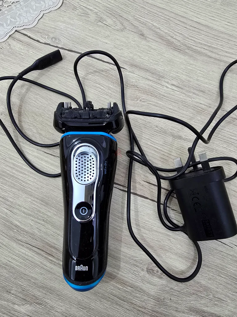 Braun Electric Shaver - Series 9 - No Shaver head (Only machine) | dubizzle