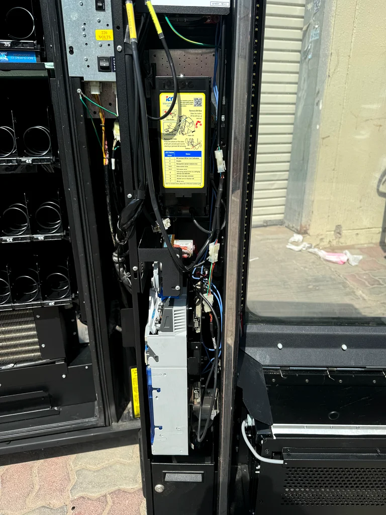 VENDING MACHINE ALPINE COMBI 3000 | dubizzle