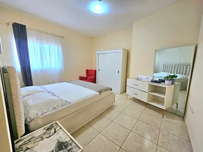 Apartment: Spacious Master Bedroom for Rent - King Size Bed, Bathroom ...