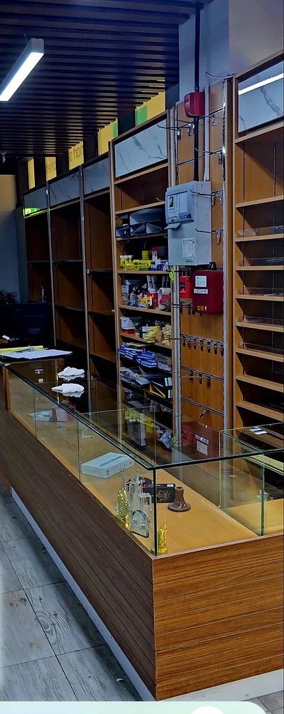 MOBILE WATCH COUNTER S | dubizzle Sharjah