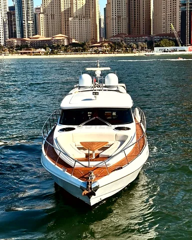 يخت للبيع في دبي | دوبيزل