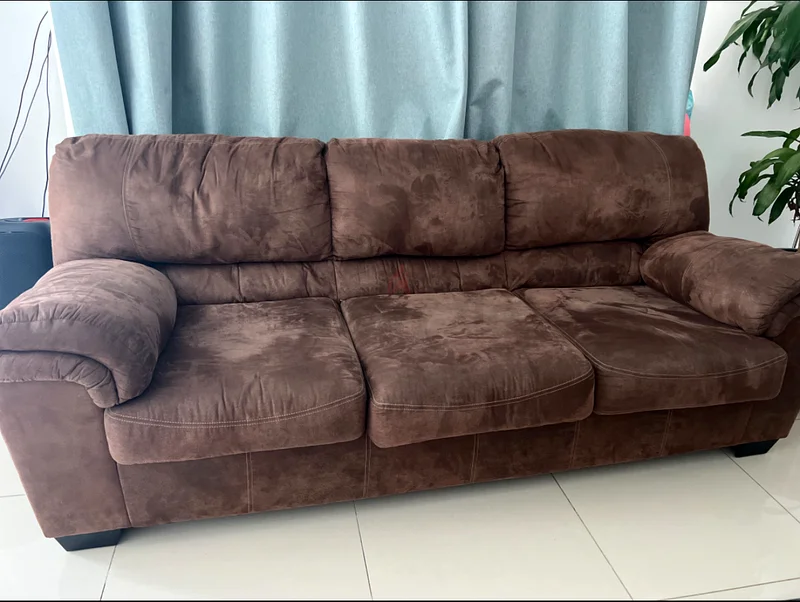 Cozy Recliner Chair for Ultimate Relaxation | dubizzle Abu Dhabi