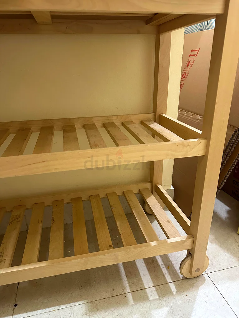 Ikea wooden table | dubizzle Abu Dhabi