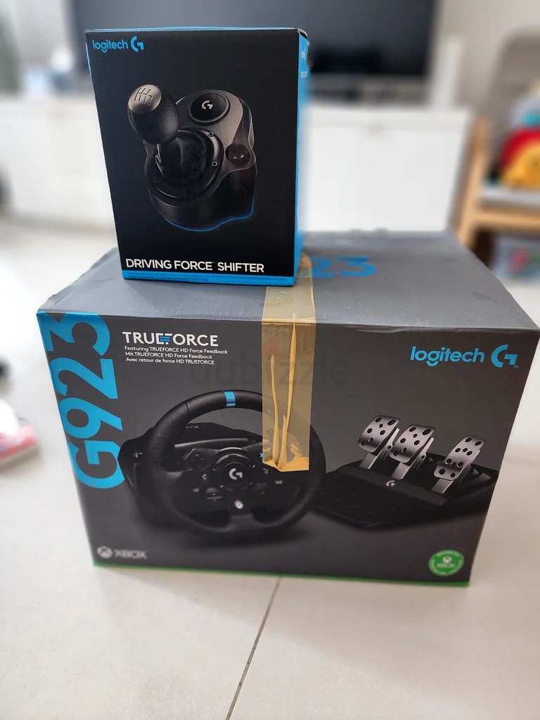 Logitech G923 Racing Wheel with Driving Force Shifter - racing ...