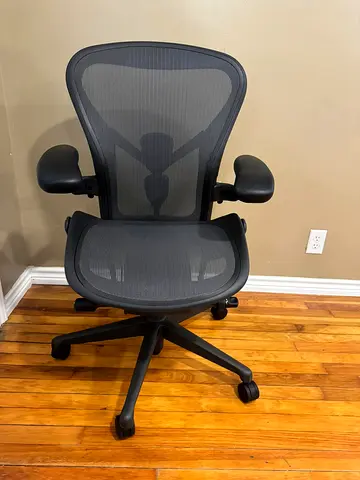إعلانات مبوبة: Remastered Version Herman Miller Aeron Chair Fully ...