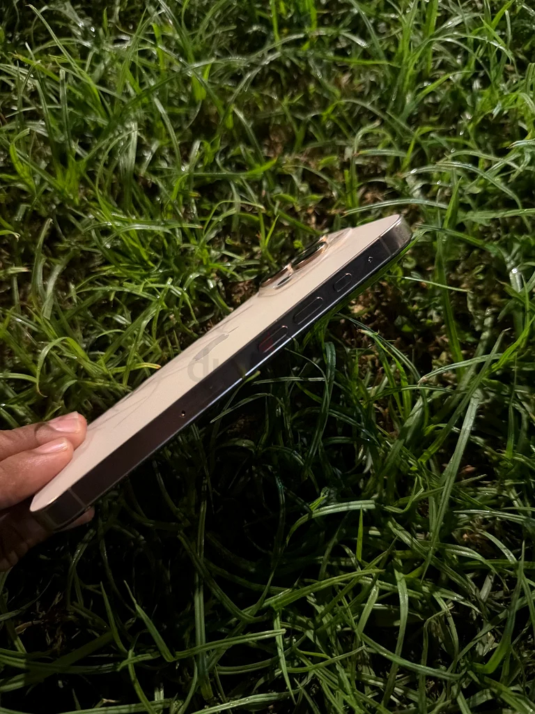 Available Now: Apple iPhone 16 Pro in Excellent Condition | dubizzle