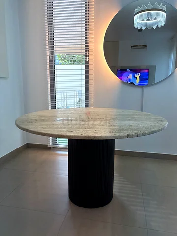 Tables for sale in Dubai | dubizzle