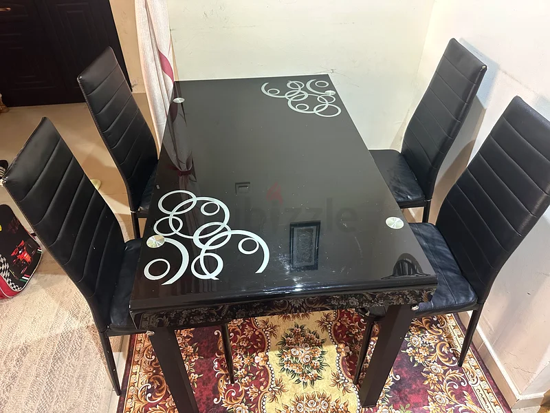 Dining table with 4 chairs for 100 aed all | dubizzle Dubai