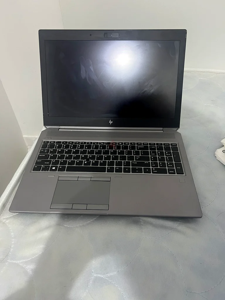 Hp zbook core i7 H graphics two nvidia +intel 12G | dubizzle Dubai