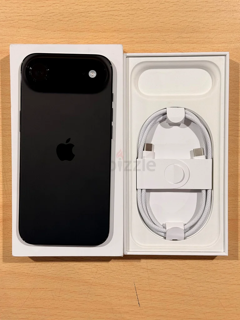 iPhone Air 256GB Black TDRA with 2Yrs Care+ | dubizzle