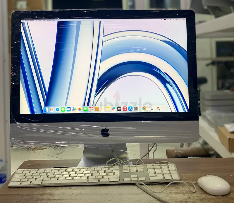 Imac core i7 2017 4k Retina display Graphic 4 gb Ram 16 gb ssd drive 1 ...