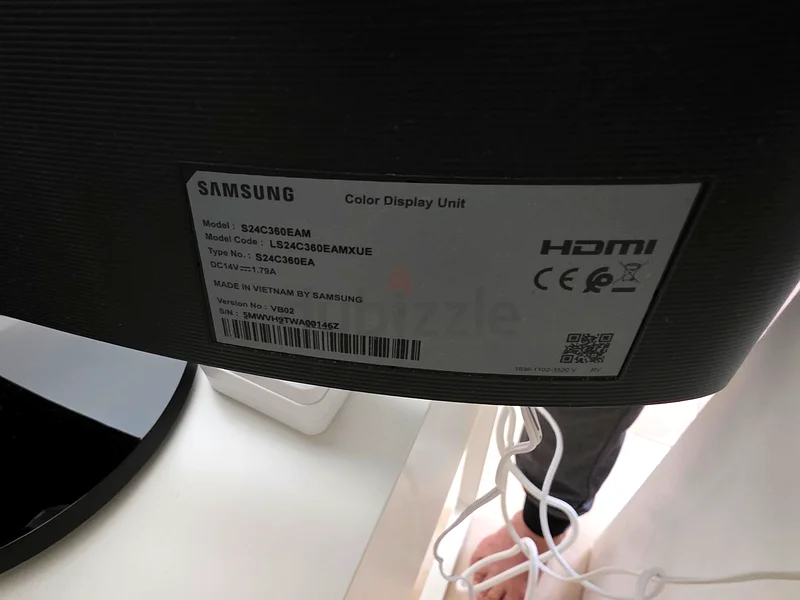 Samsung 24-Inch(59.8cm) FHD, curved Monitor | dubizzle Abu Dhabi