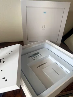 Ubiquiti Networks UniFi6 Enterprise In-Wall Access Point [WiFi 6E (802 ...