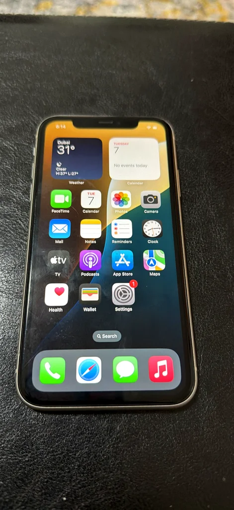 iPhone 11 White Color 256gb UAE version | dubizzle UAE