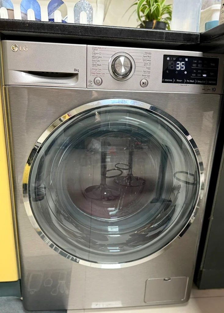 High-Efficiency LG Front Load Washing Machine for Sale! | dubizzle