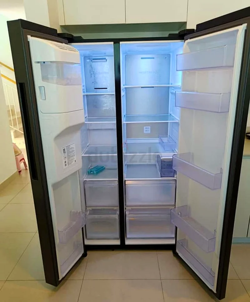 Samsung Refrigerator with Auto water ice Maker Like New Matt black | dubizzle Dubai
