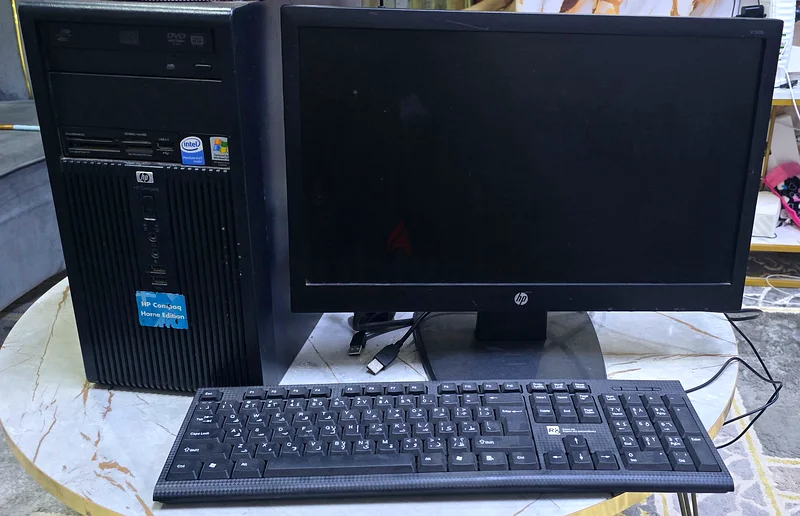 Hp computer desktop with monitor | dubizzle
