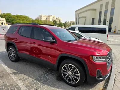 Maroon GMC Acadia for Sale in UAE | dubizzle