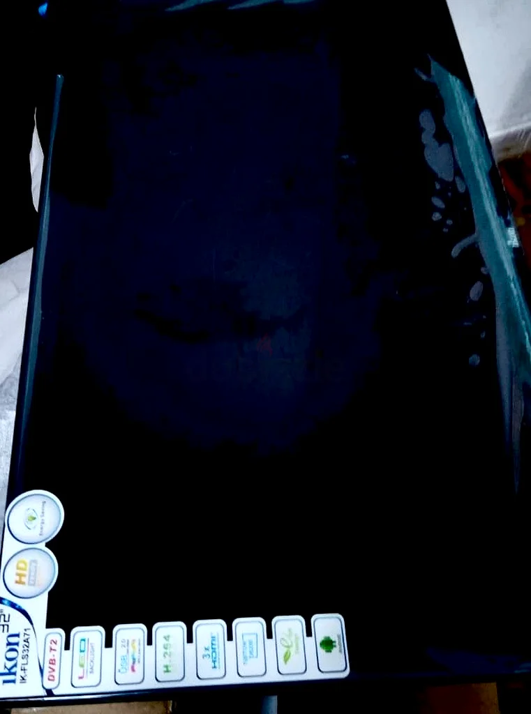 32-inch LED TV - Great Condition | دوبيزل