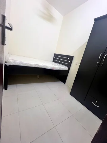 Rooms with Partition for rent in UAE | dubizzle