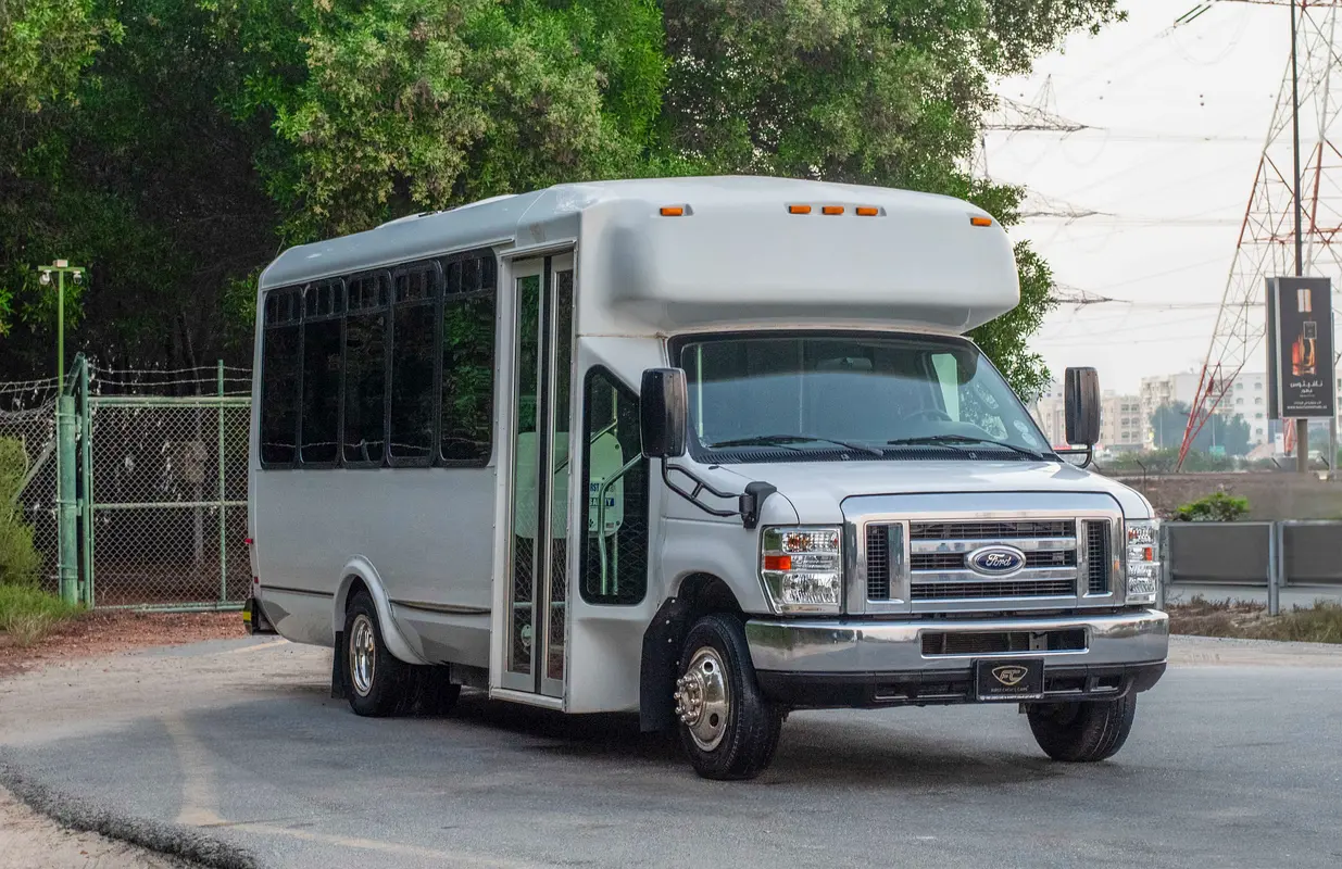 2016 Ford Phoenix Electric Bus | 17-Seater | Automatic | GCC Specs ...