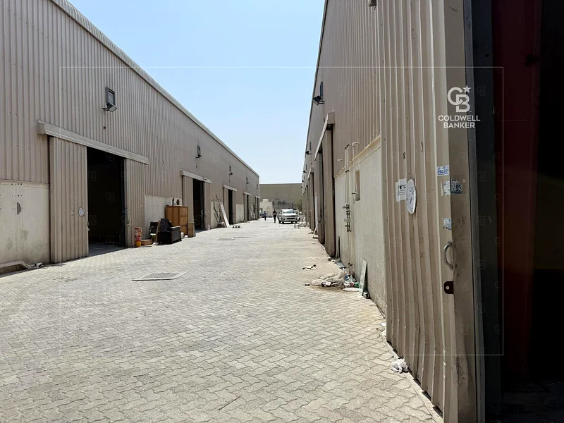 Warehouse: Newly Renovated Warehouse for Rent in DIP2 | dubizzle Dubai
