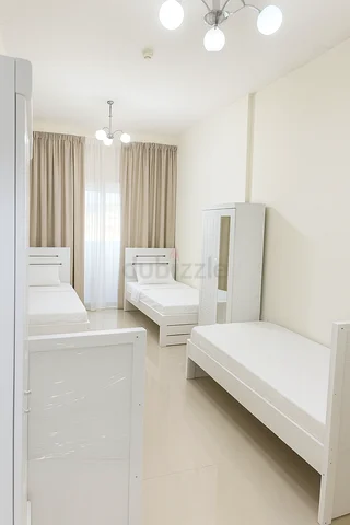 Bed Space for rent in UAE | dubizzle