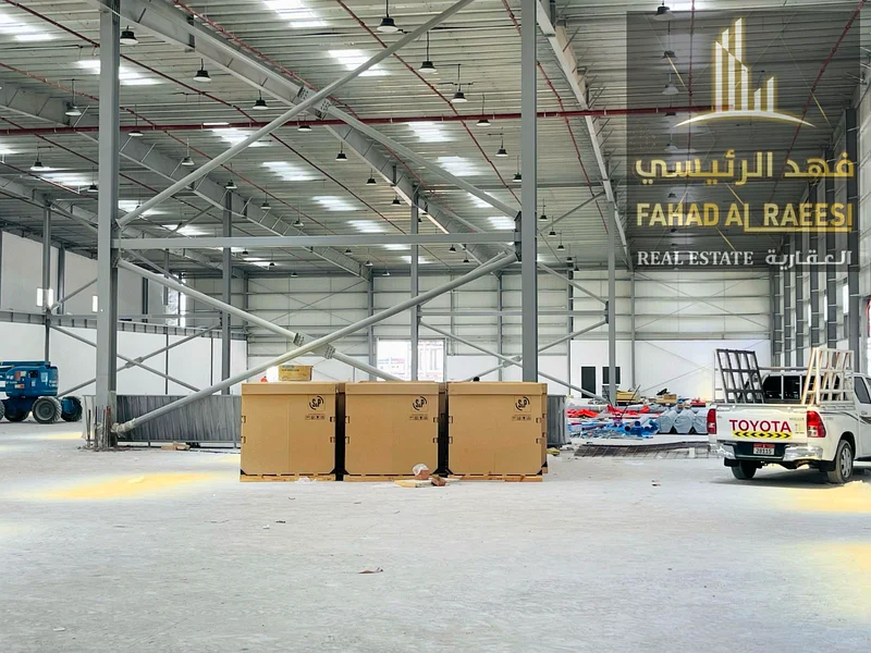 Warehouse: Huge warehouse | 465kW electricity | Strategic location ...