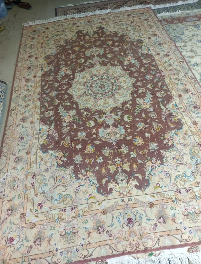 Hand made persian tabriz carpet with silk base and tech | dubizzle UAE