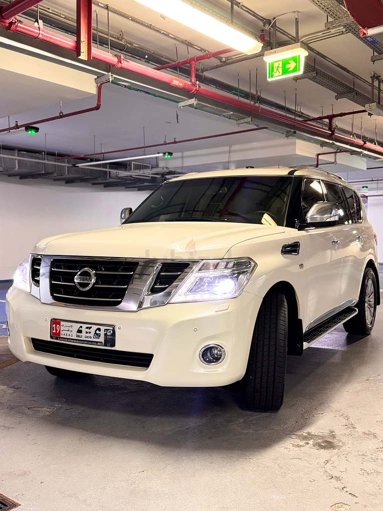 CLEAN AND ORIGINAL CONDITION NISSAN PETROL 2017 GCC V8 BIG ENGINE FOR ...