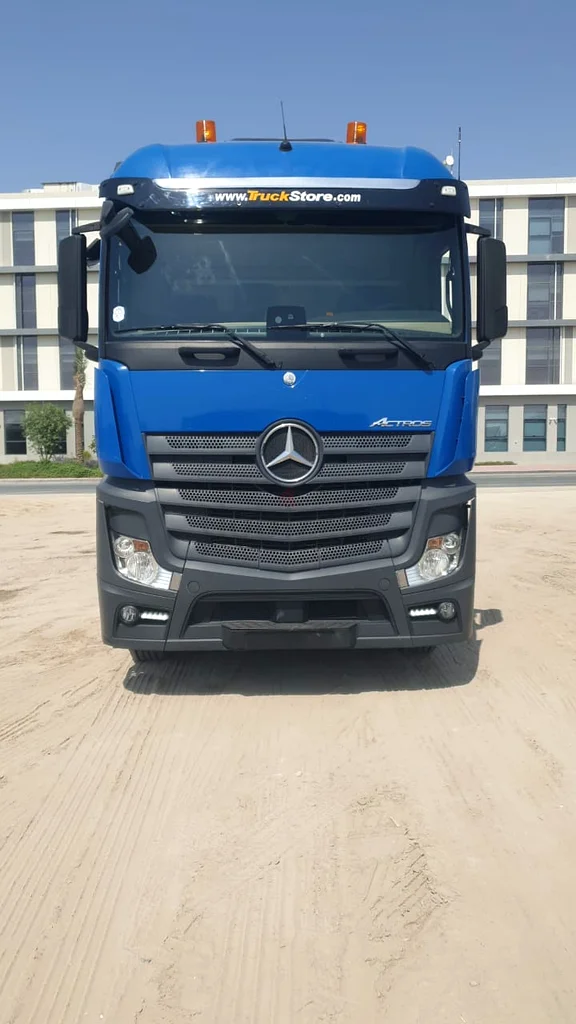 2017 Mercedes actors crane | dubizzle