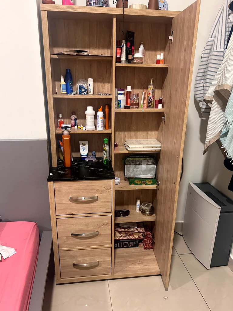 Dressing Table (almost new) for Sale | dubizzle