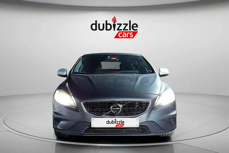 AED 455/month | 2018 Volvo V-Class T5 R Design | GCC Specs | Ref#384376 ...