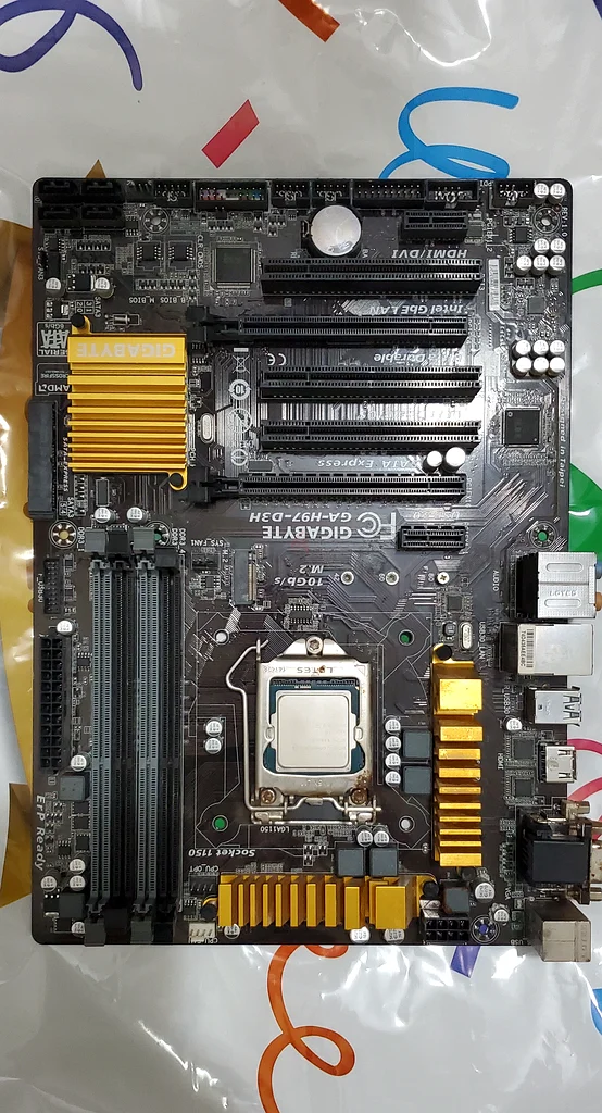 Gigabyte motherboard with processor | dubizzle