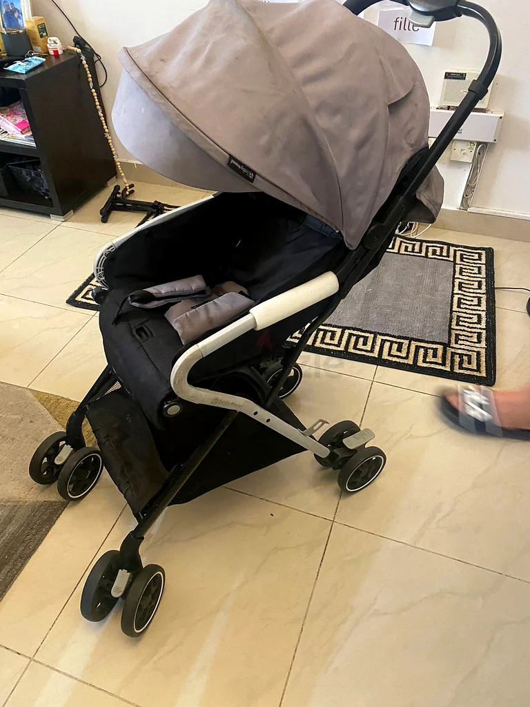 Baby stroller for free | dubizzle Abu Dhabi