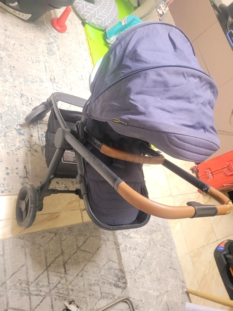 Reliable Jogging Stroller for Active Parents | dubizzle Abu Dhabi
